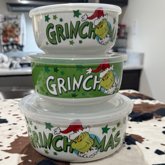 Dr. Seuss | Dining | Dr Seuss Grinch Green And White Dinnerware Soup ...
